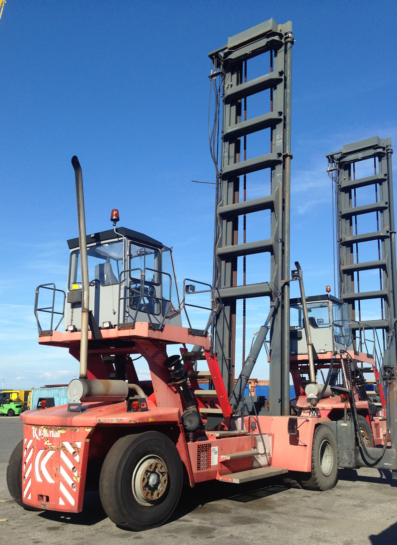 Reach Stackers Container Handlers Heavy Duty Forklifts Terminal ...
