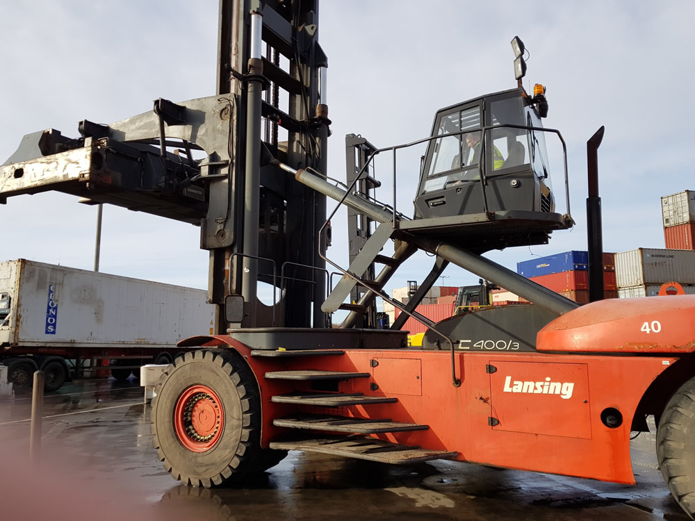 Laden Container Handling Forklifts – SHAD Group