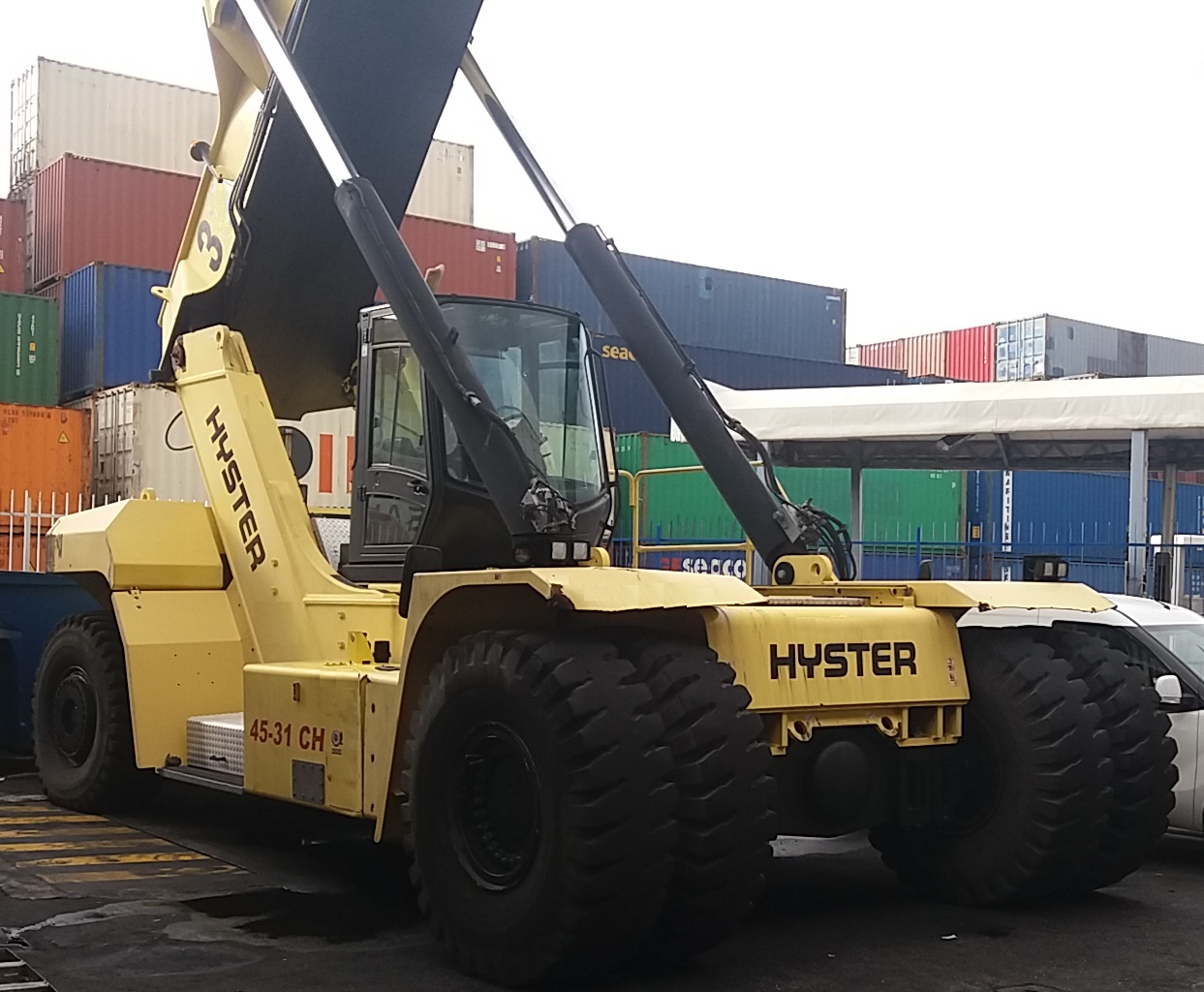 Reach Stackers Container Handlers Heavy Duty Forklifts Terminal ...